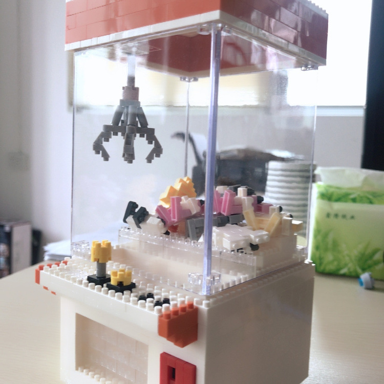 Toy Crane Claw Machine Mini Building Bricks Construction Blocks Toy Set